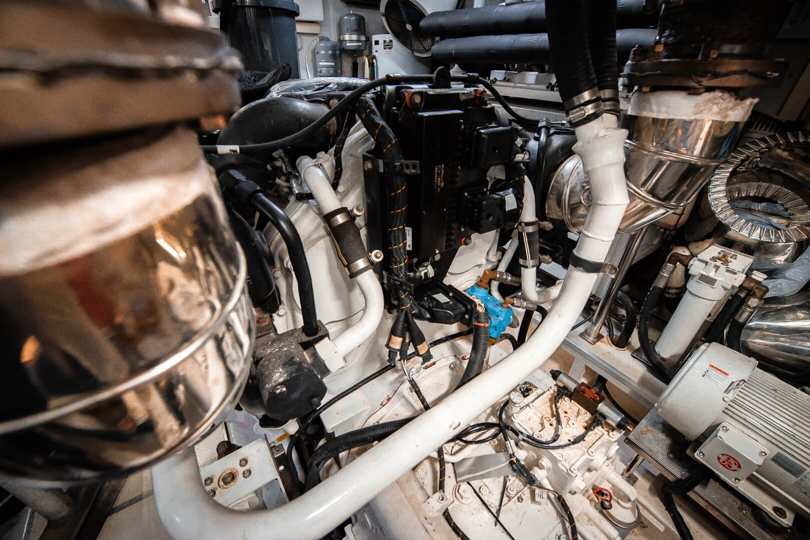 Engine and Generator Services - Foster's Yacht Services